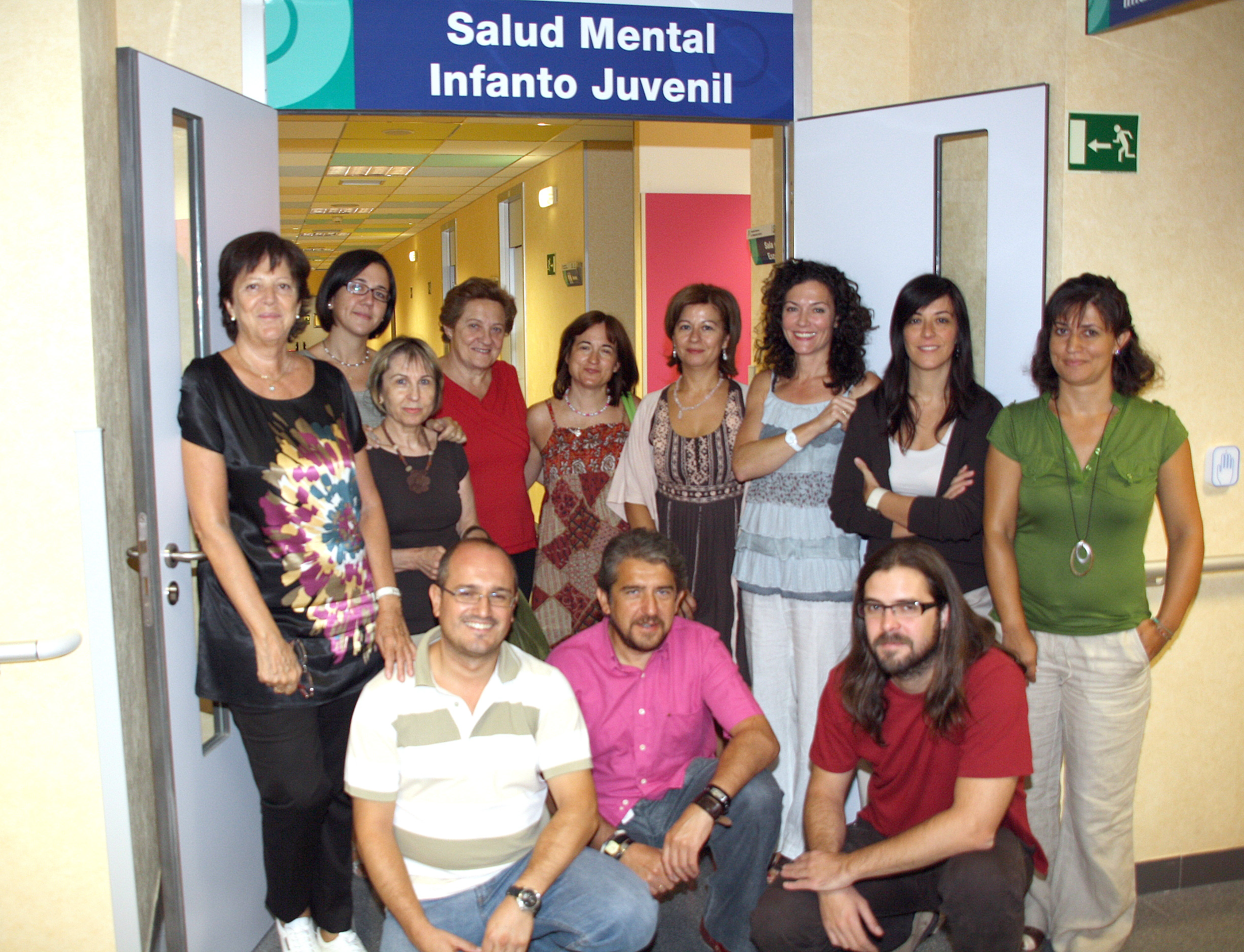 Profesionales de la Unidad de Salud Mental Infanto-Juvenil del Hospital General "La Mancha ...